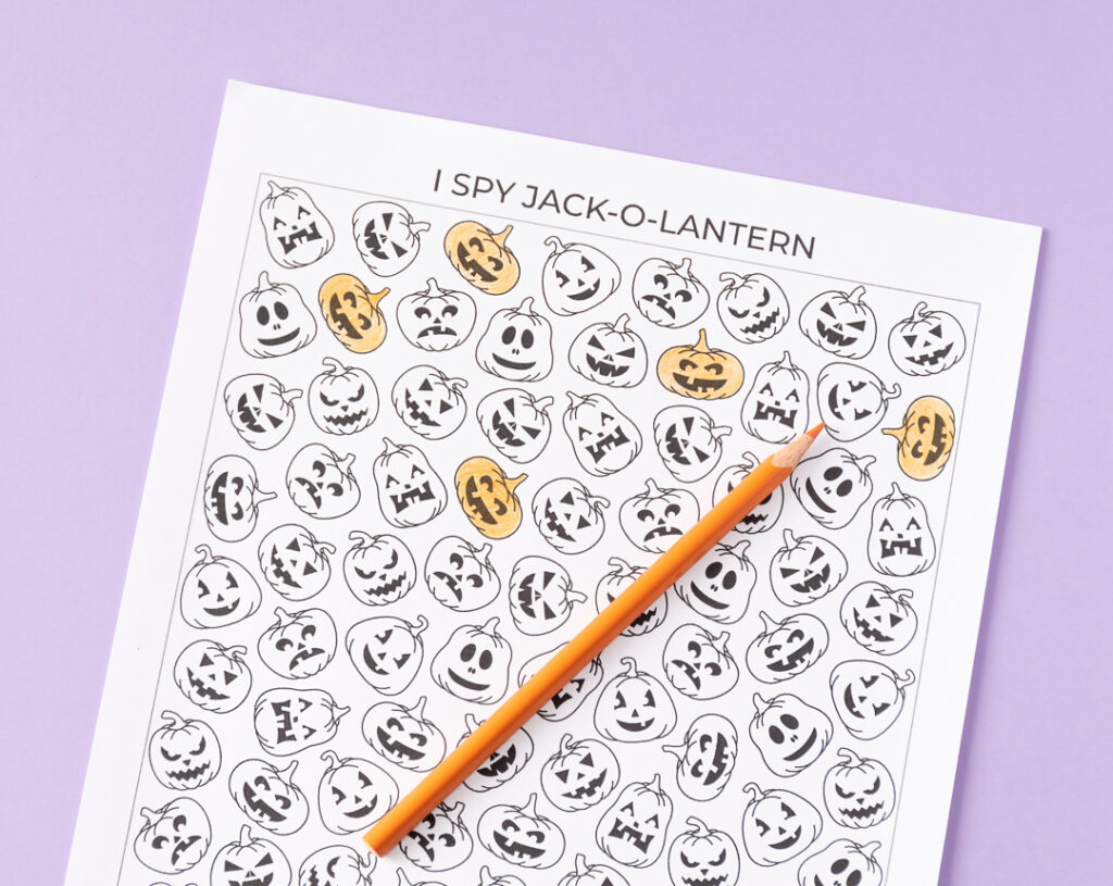 Printable I spy Jack-O-Lantern - Chevron Lemon